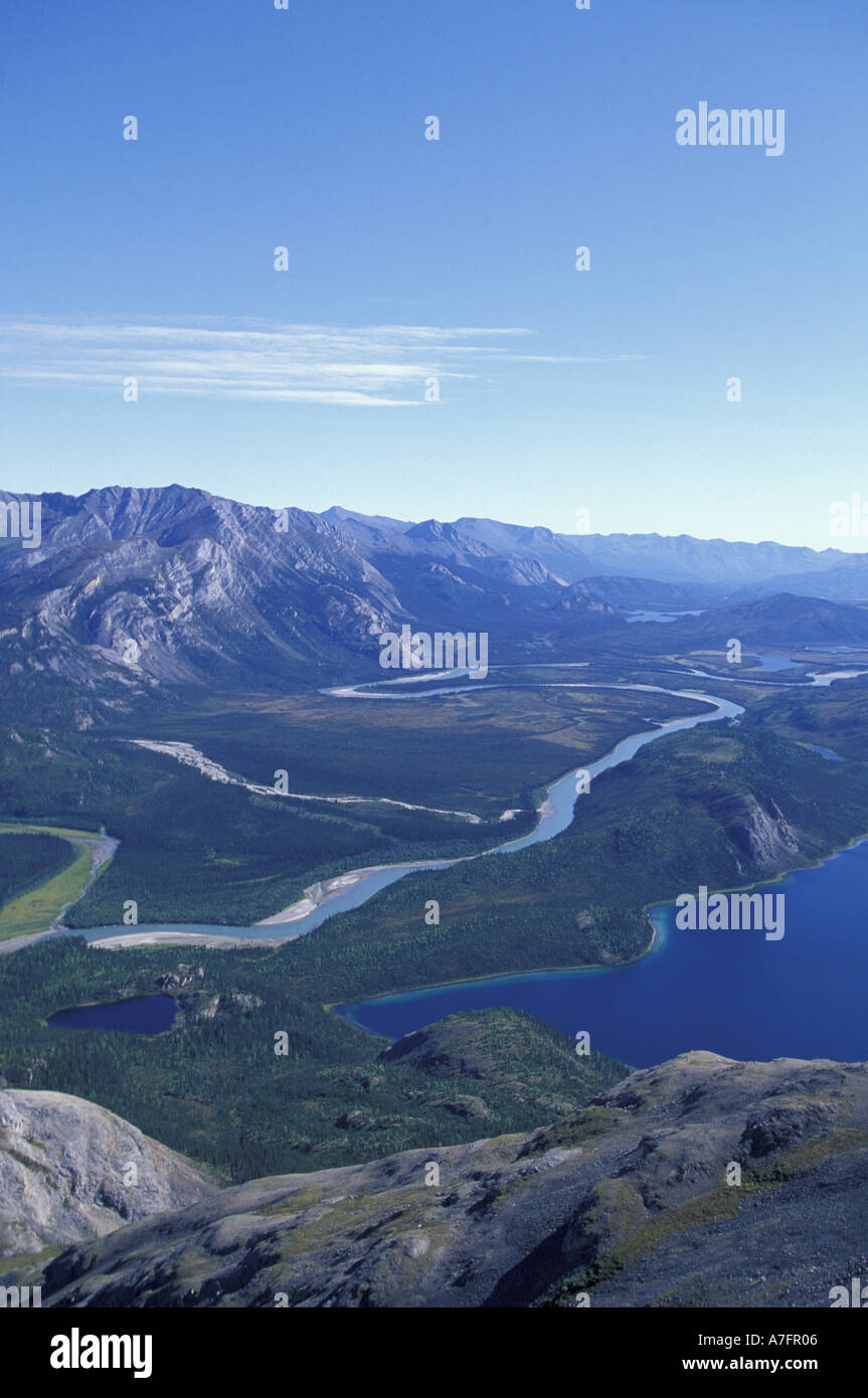 NA, USA, Alaska, Gates of the Arctic NP Alatna River valley, summer ...