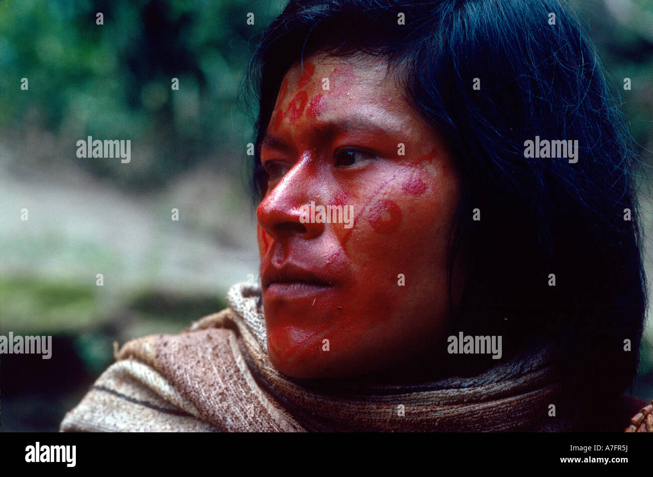 Native red indian man hair hi-res stock photography and images - Alamy