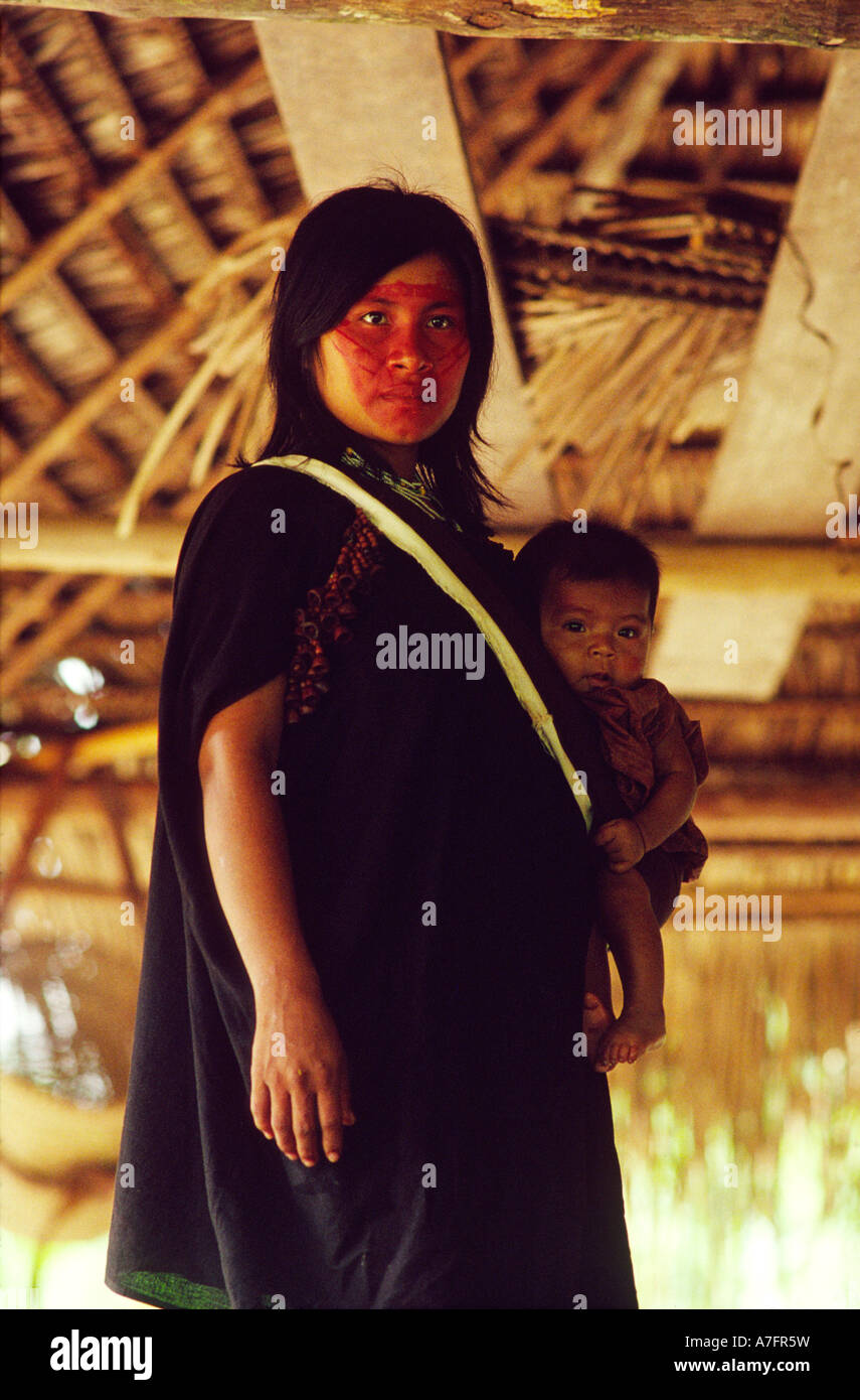 Ashaninka mother and baby Stock Photo - Alamy