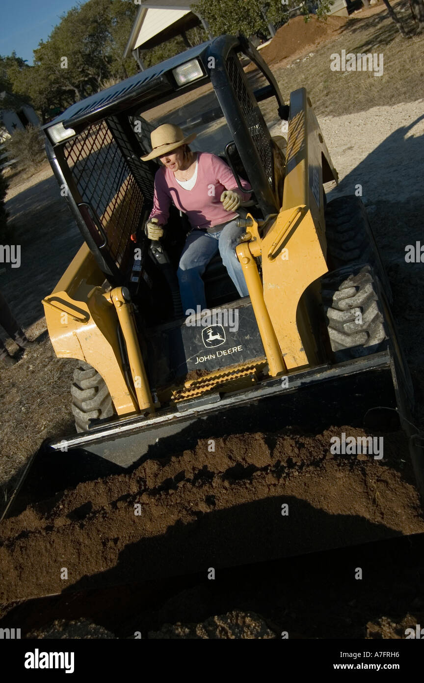 Moving topsoil hi-res stock photography and images - Alamy