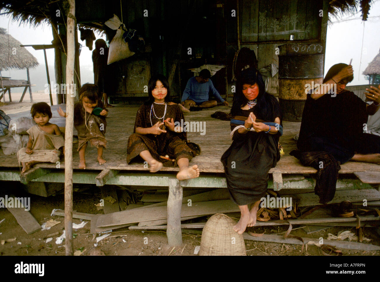 Applying facepaint hi-res stock photography and images - Alamy