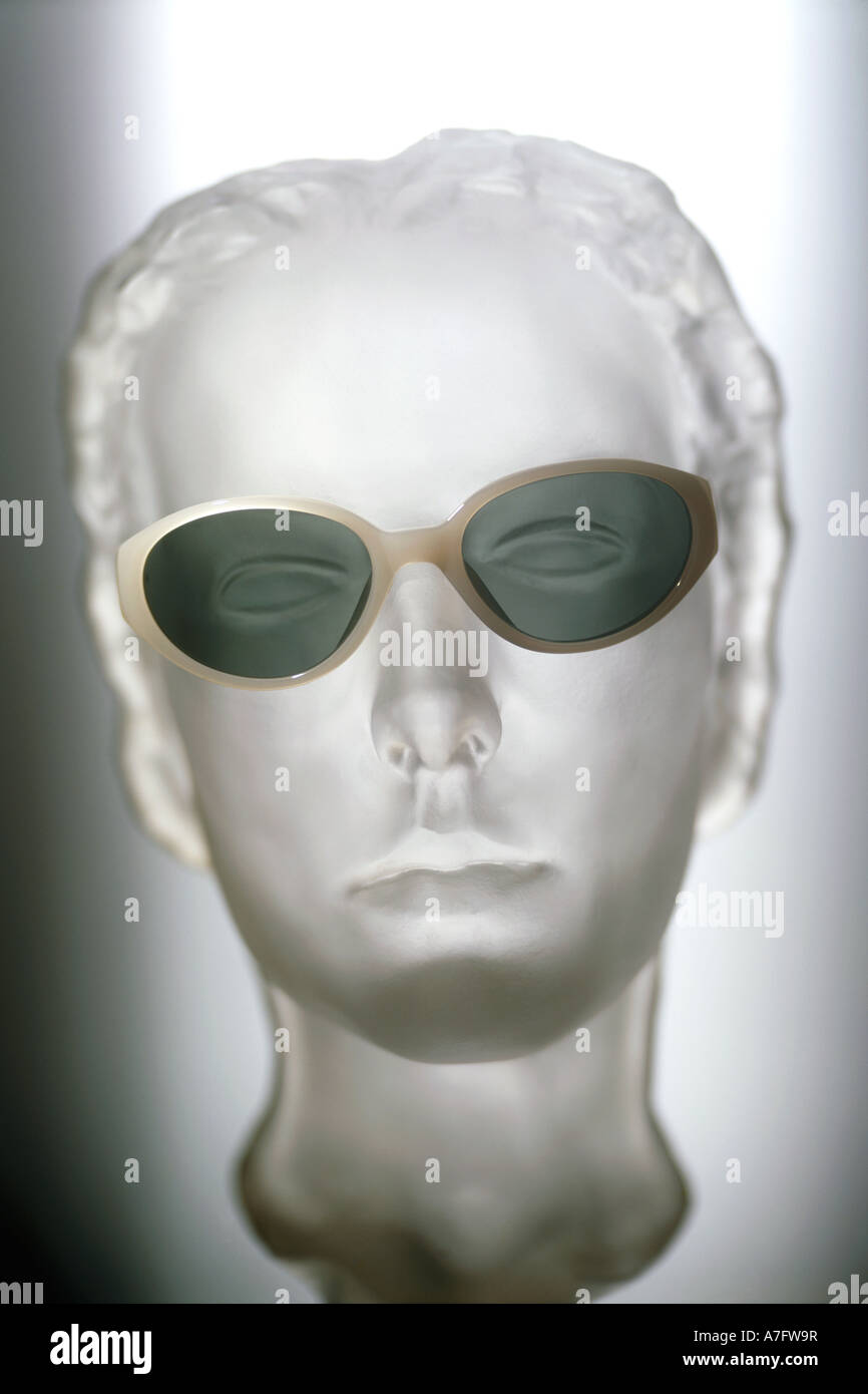 Fake eye glasses hi-res stock photography and images - Alamy