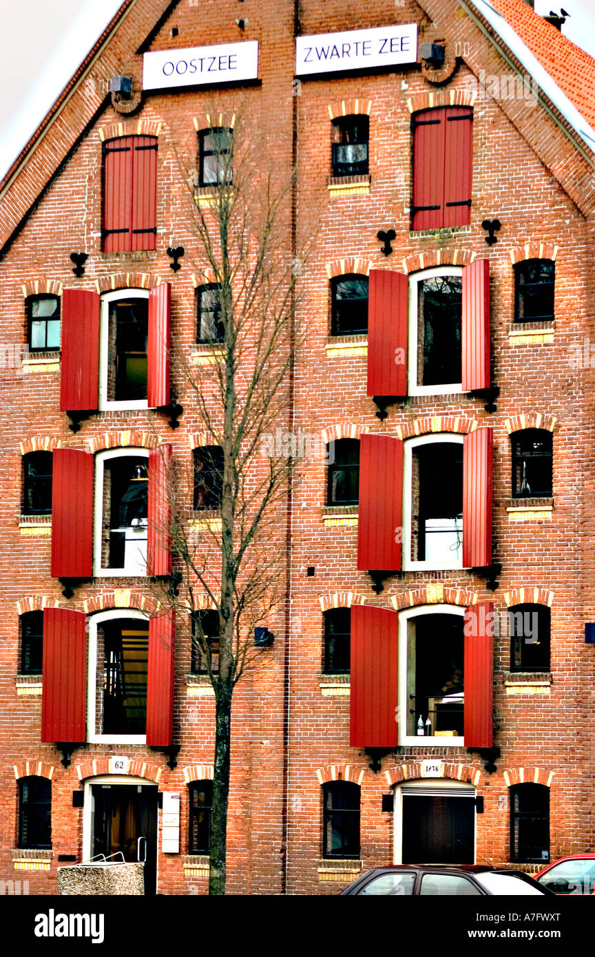 Oostzee Zwarte Zee red shutter window brick building in port in ...