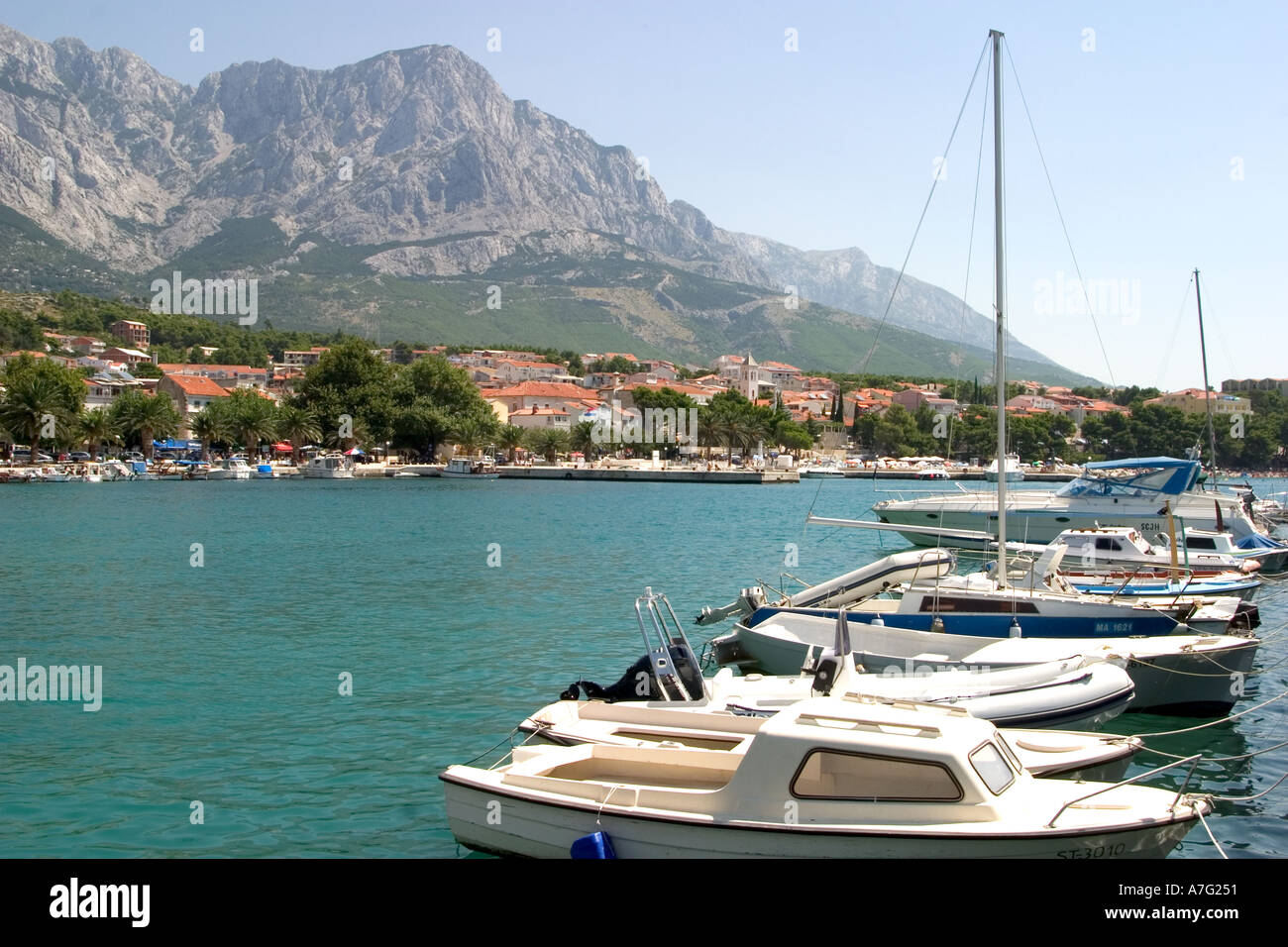 Boats baska voda hi-res stock photography and images - Alamy