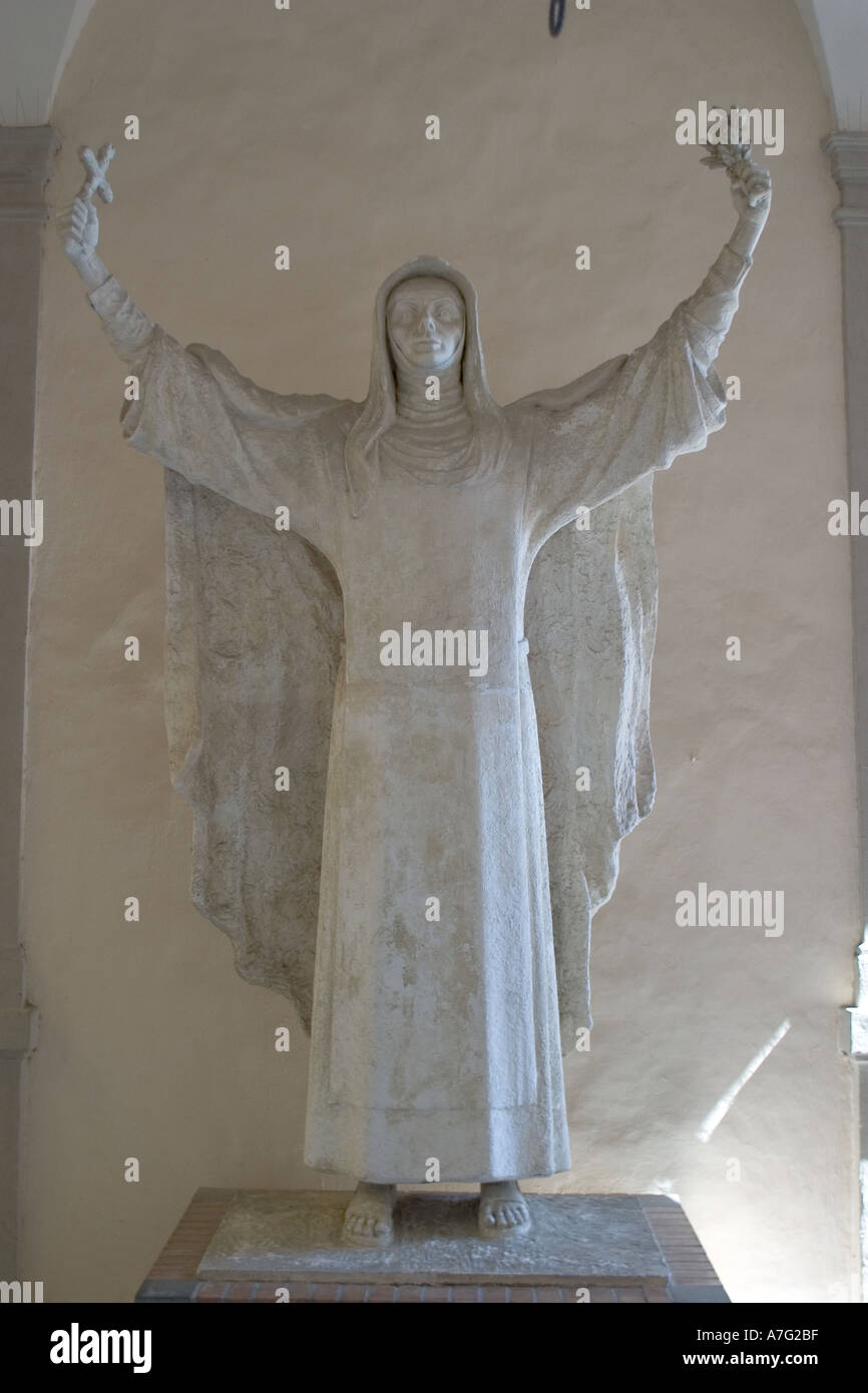 Statue of Saint Catherine of Siena in St catherines Sanctuary Siena ...