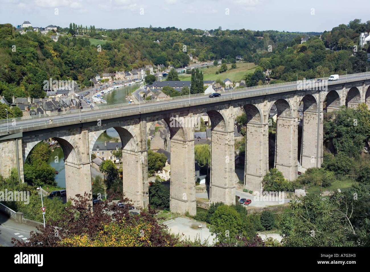 Viaduct over the river rance hi-res stock photography and images - Alamy