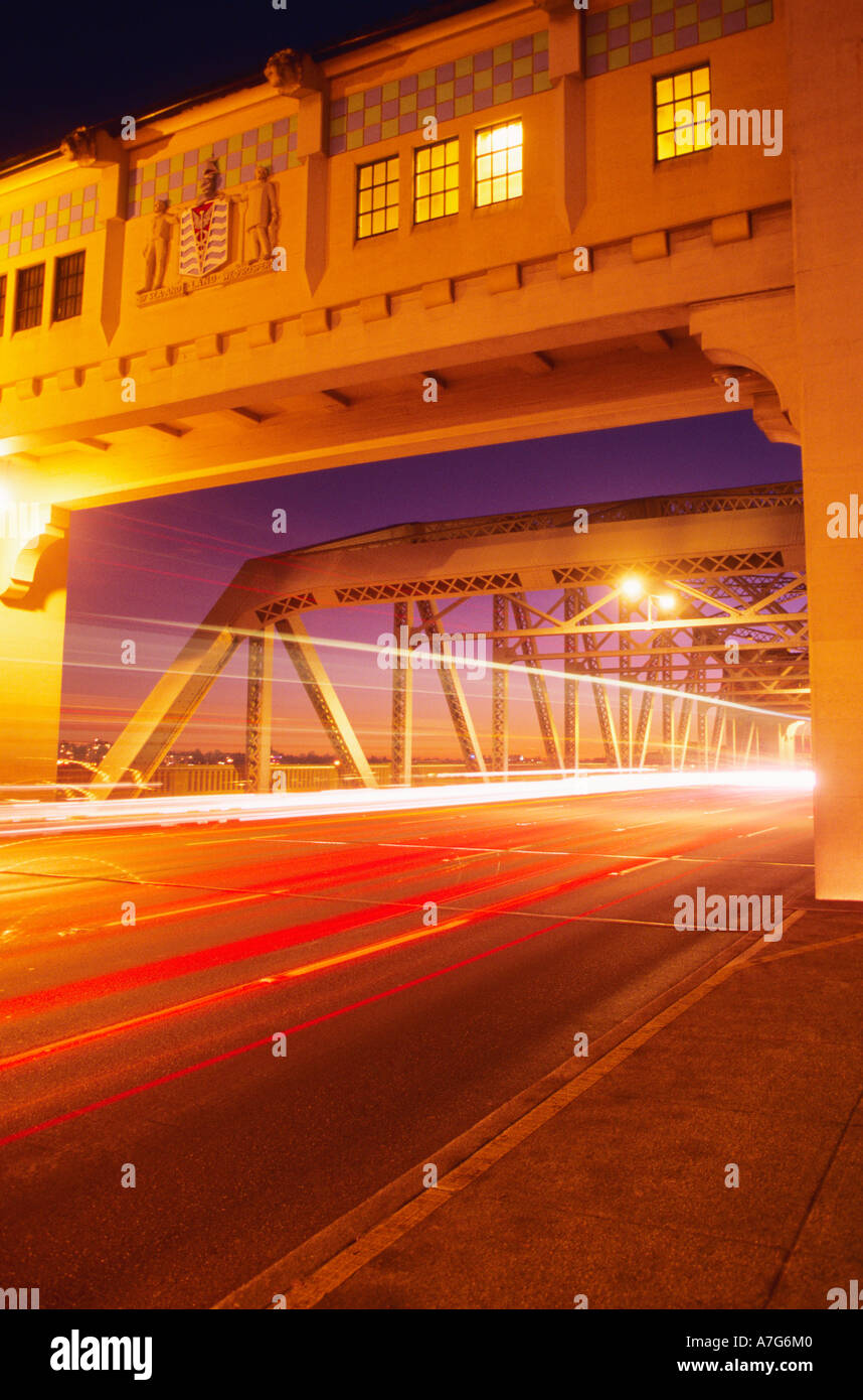 Night view burrard bridge hi-res stock photography and images - Alamy