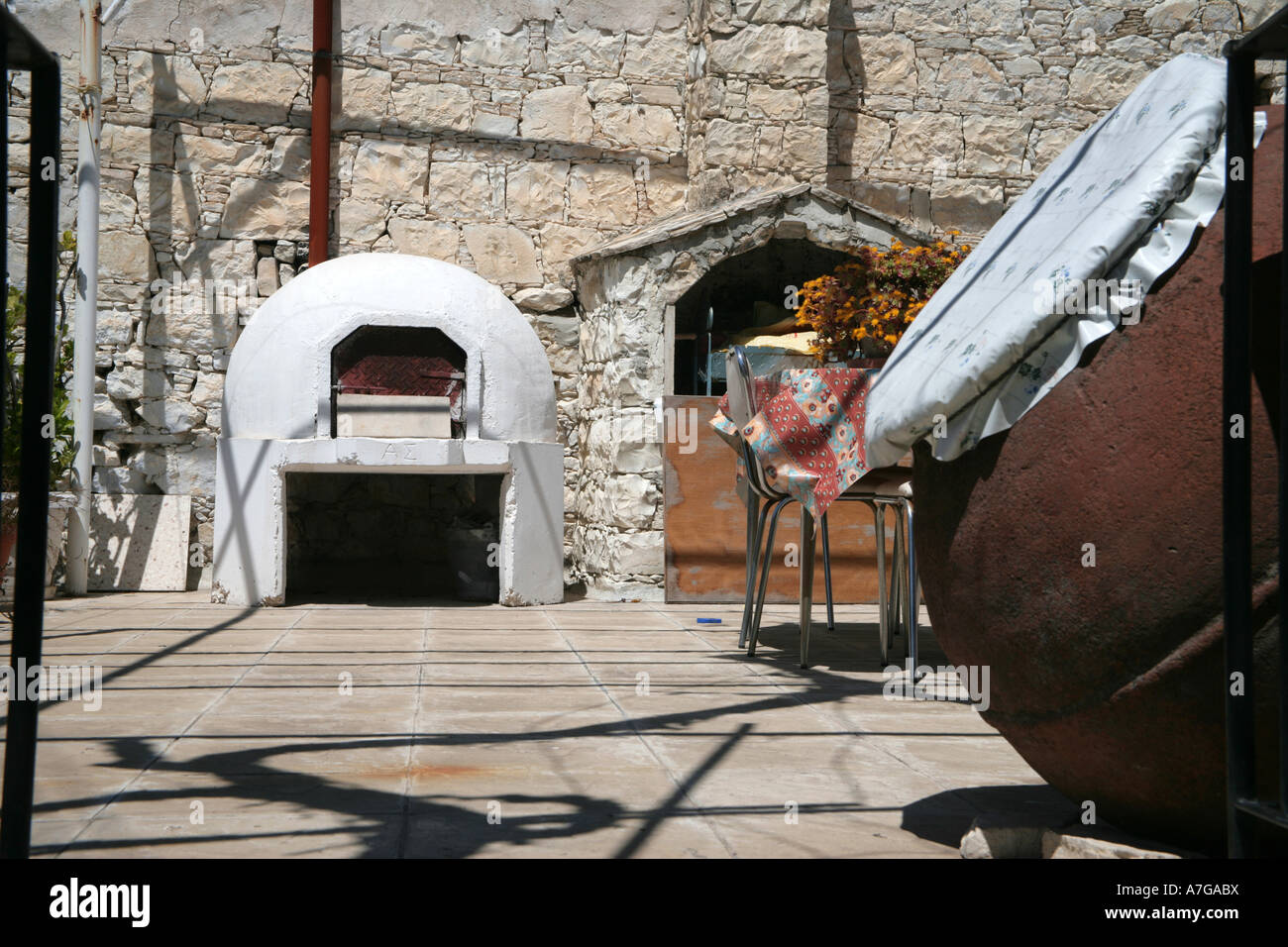 Traditional cypriot oven hi-res stock photography and images - Alamy