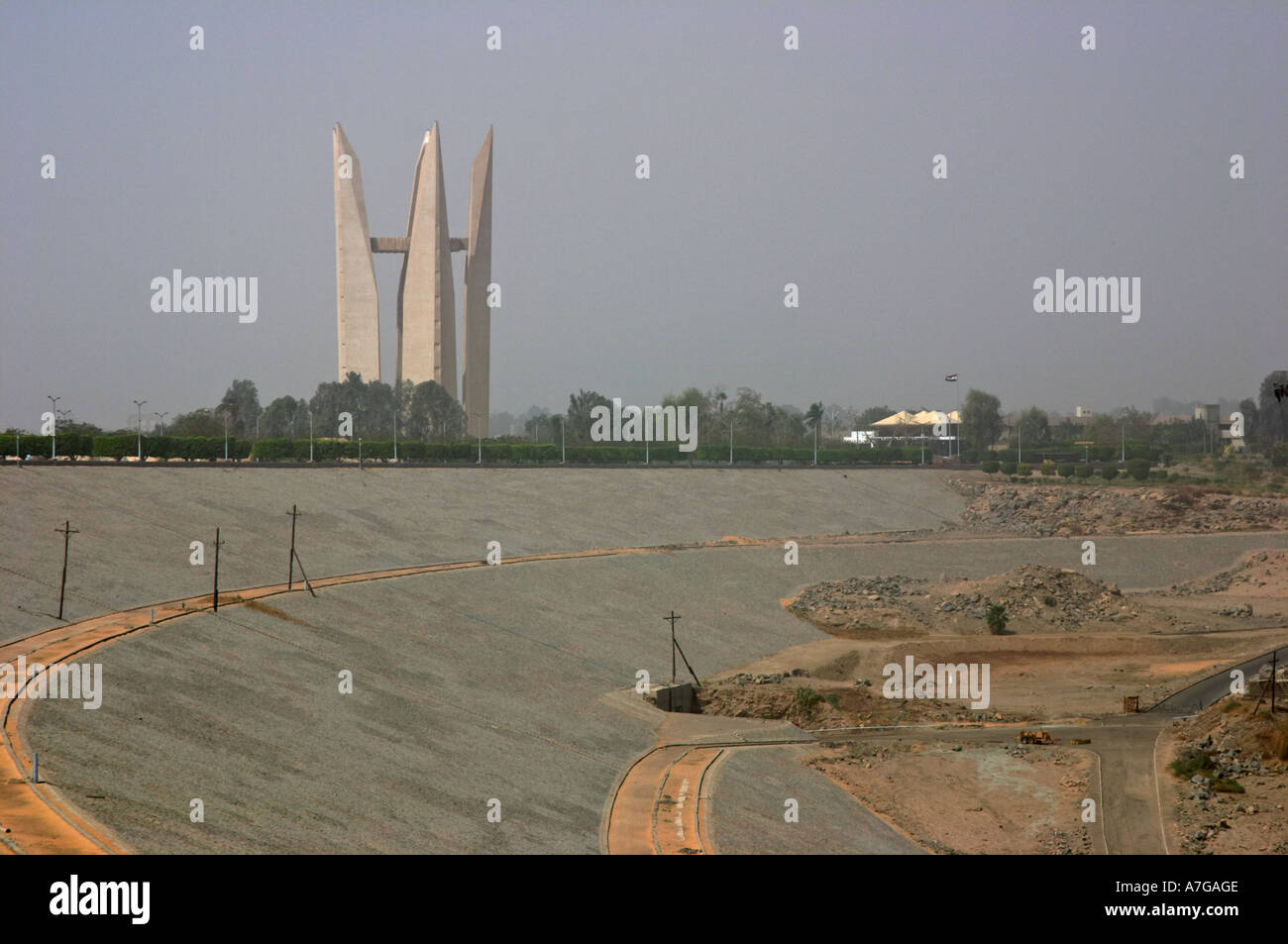 The aswan dam hi-res stock photography and images - Alamy