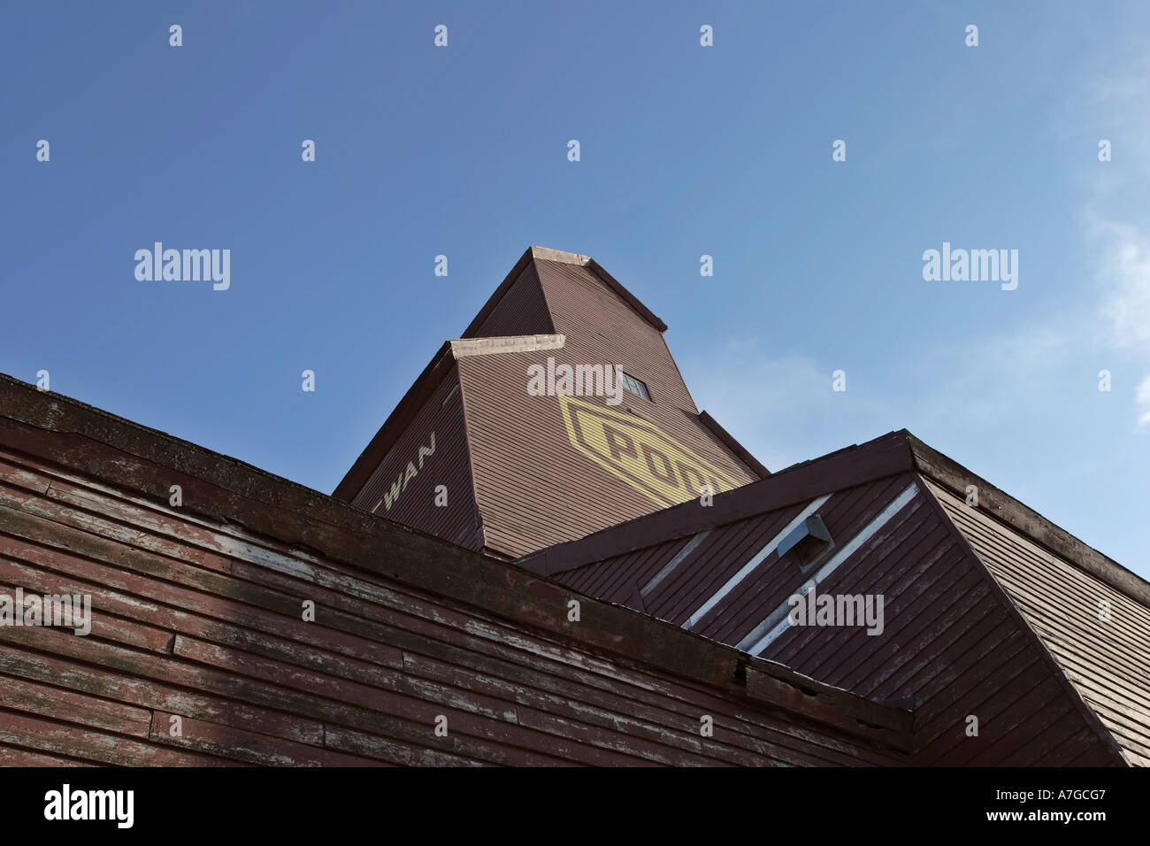 Old wooden Pool grain elevator at Spring Valley in scenic Saskatchewan ...