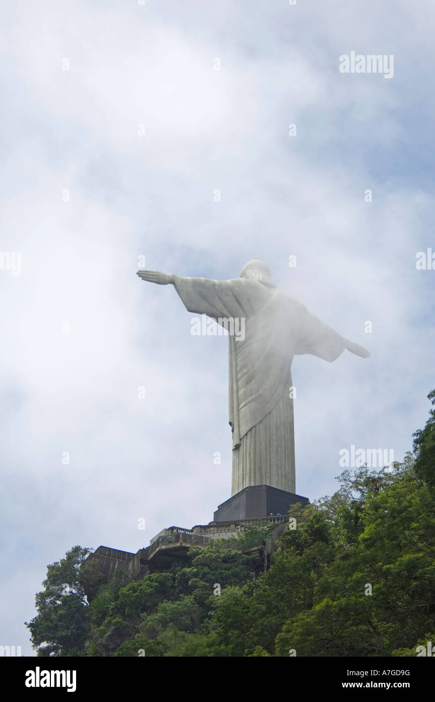 Rear view statue christ redeemer hi-res stock photography and images ...
