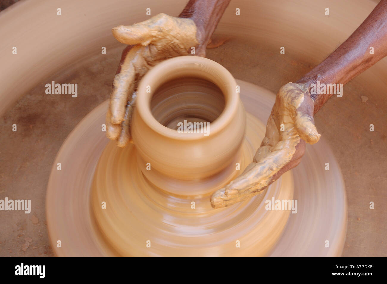 Kumbhar hi-res stock photography and images - Alamy