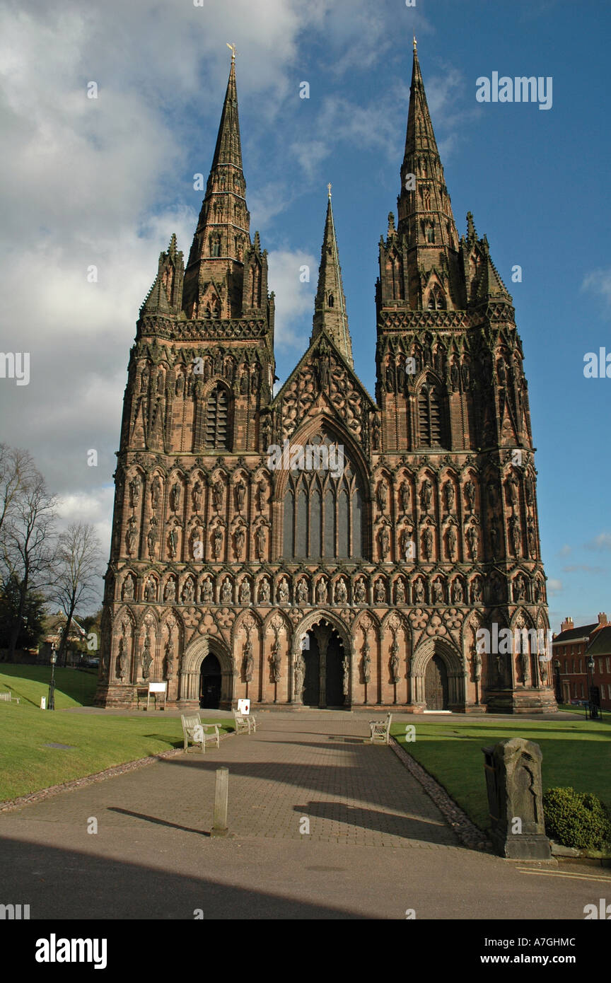 Lichfield skyline hi-res stock photography and images - Alamy