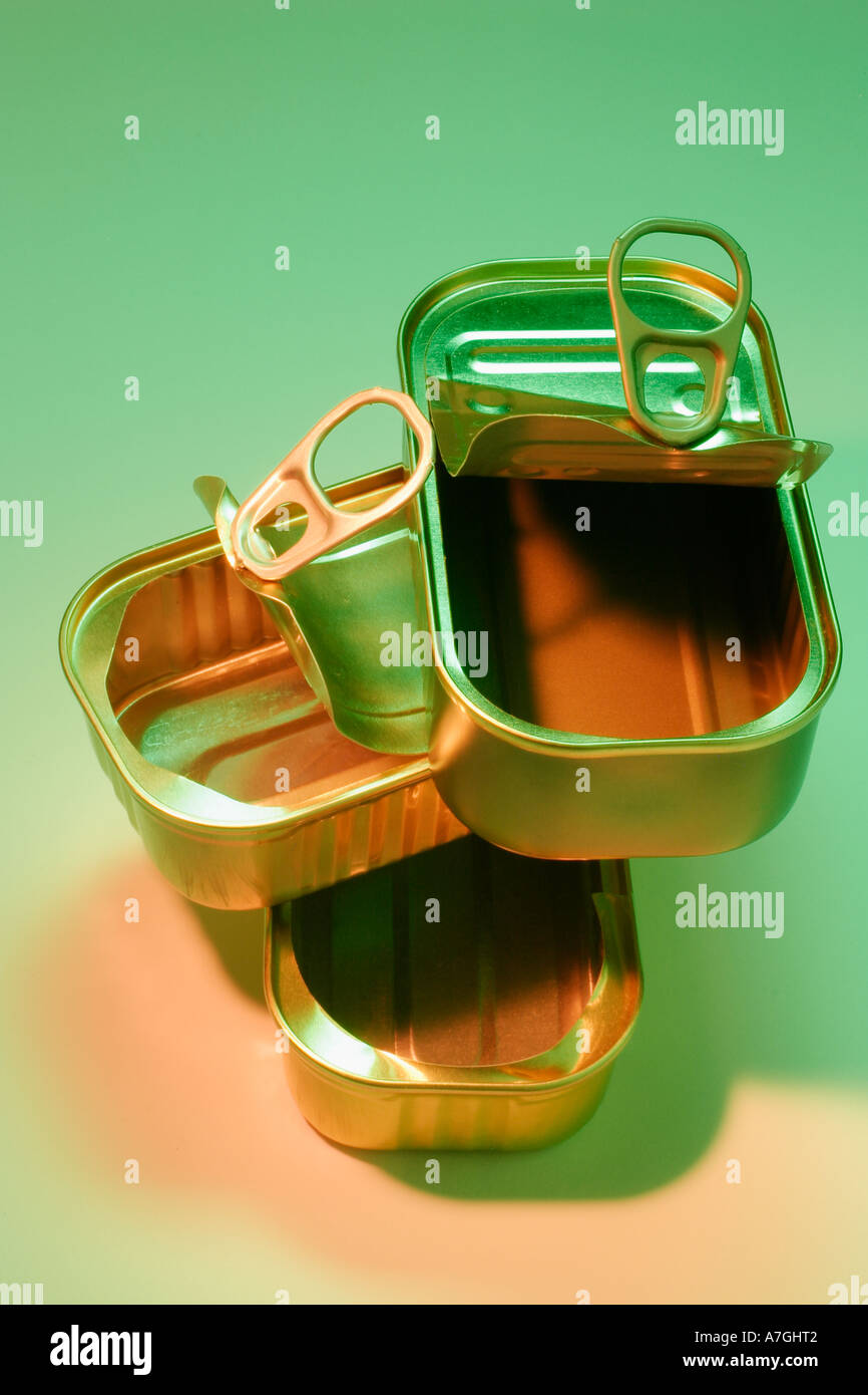Empty Tin Cans Stock Photo - Alamy