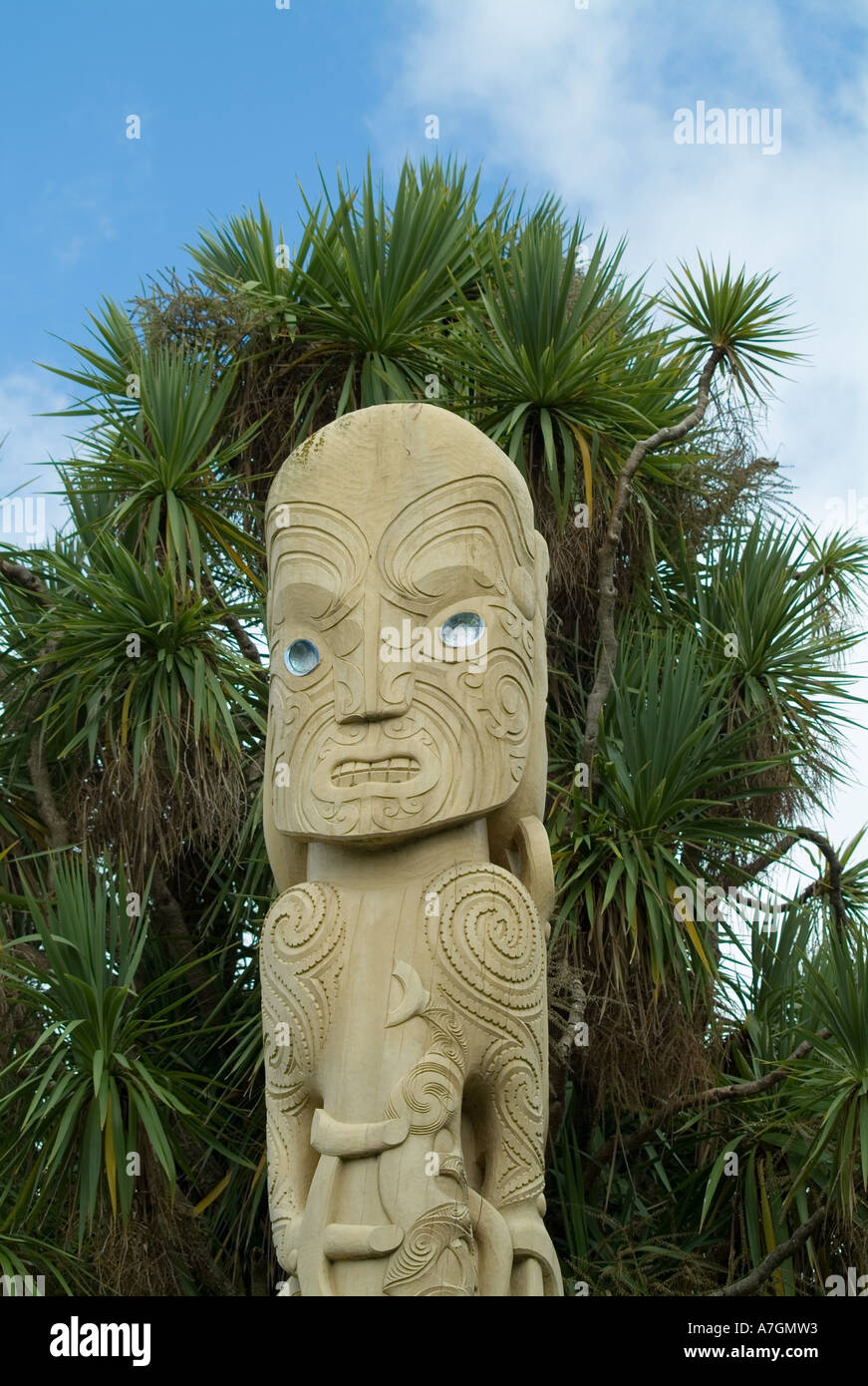 Maori Sculpture, Christchurch, New Zealand Stock Photo - Alamy