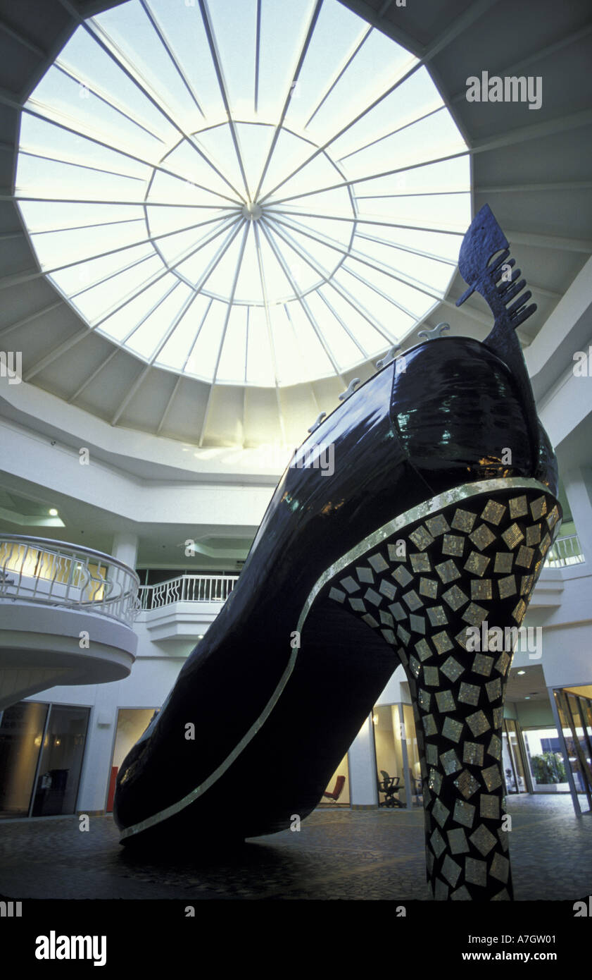 Statue downtown miami florida usa hi-res stock photography and images ...