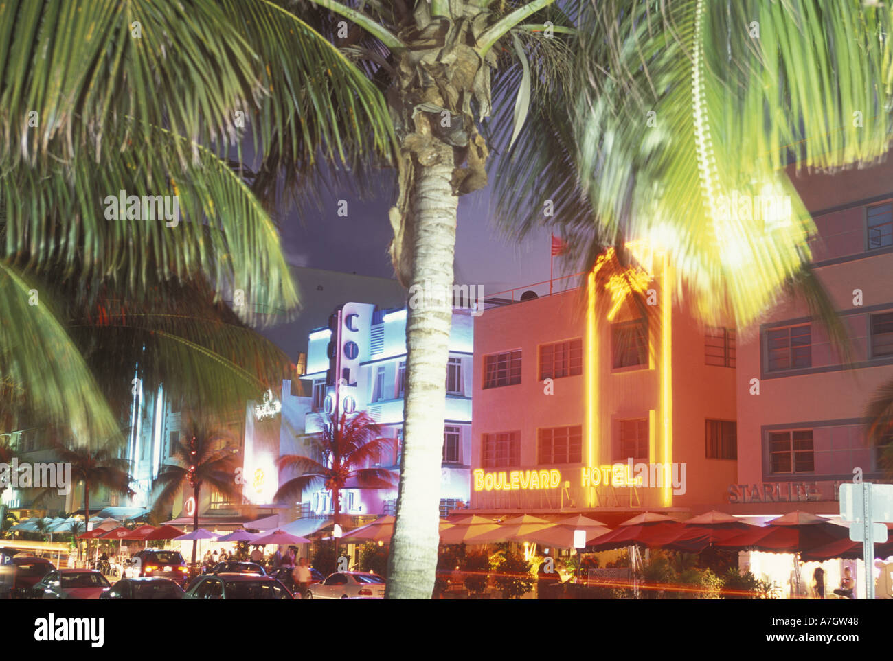 South Beach, Miami, colorful and vibrant street life Stock Photo - Alamy