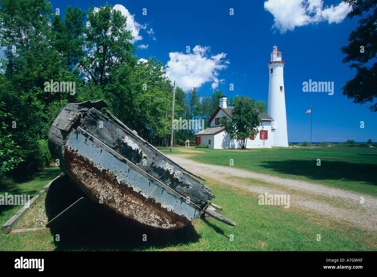 Sturgeon point lighthouse hi-res stock photography and images - Alamy