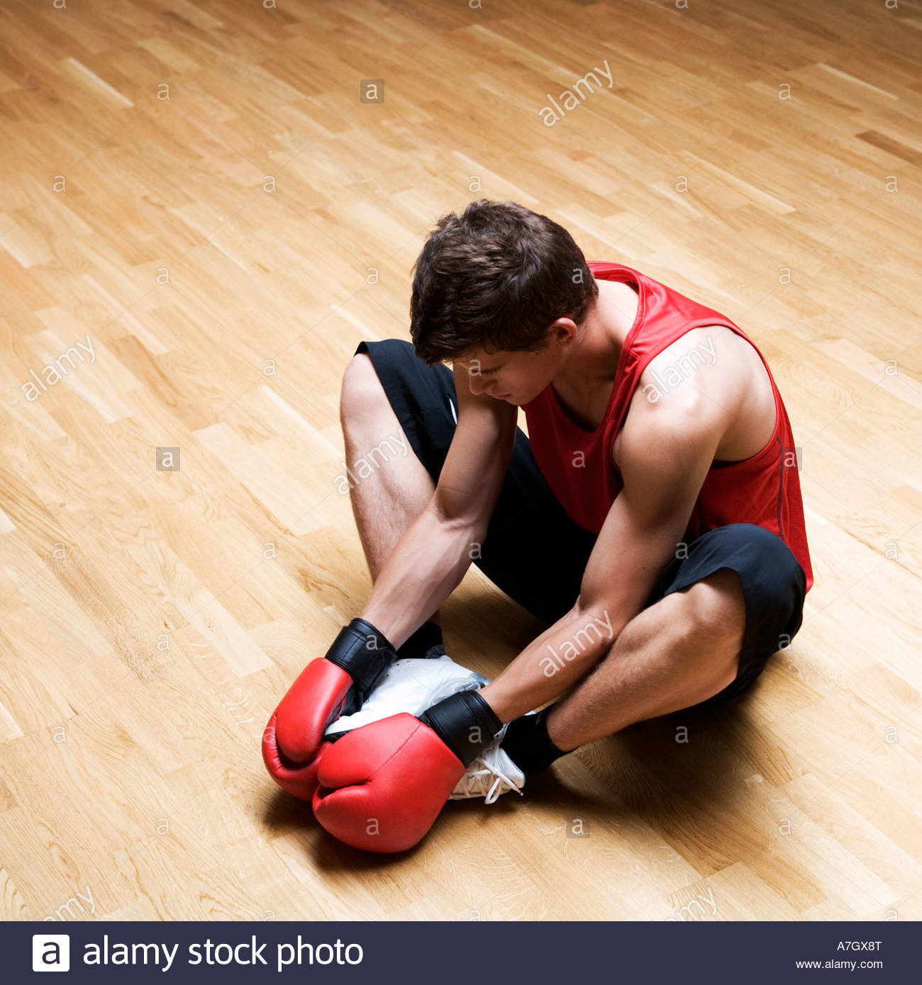 Man Wearing Boxing Gloves Stock Photos & Man Wearing Boxing Gloves ...