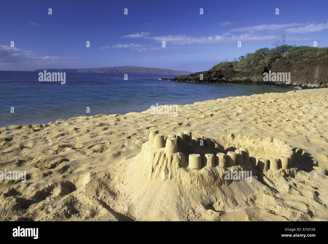 USA, Hawaii, Maui, Sand castle on Makena Beach Stock Photo - Alamy