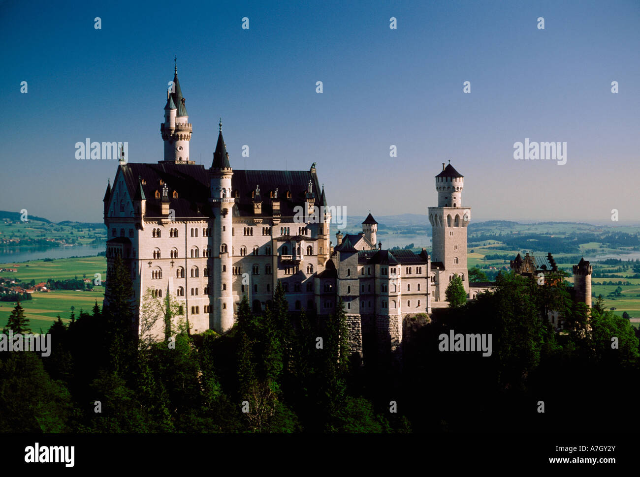 Neo romanesque architectural style hi-res stock photography and images ...