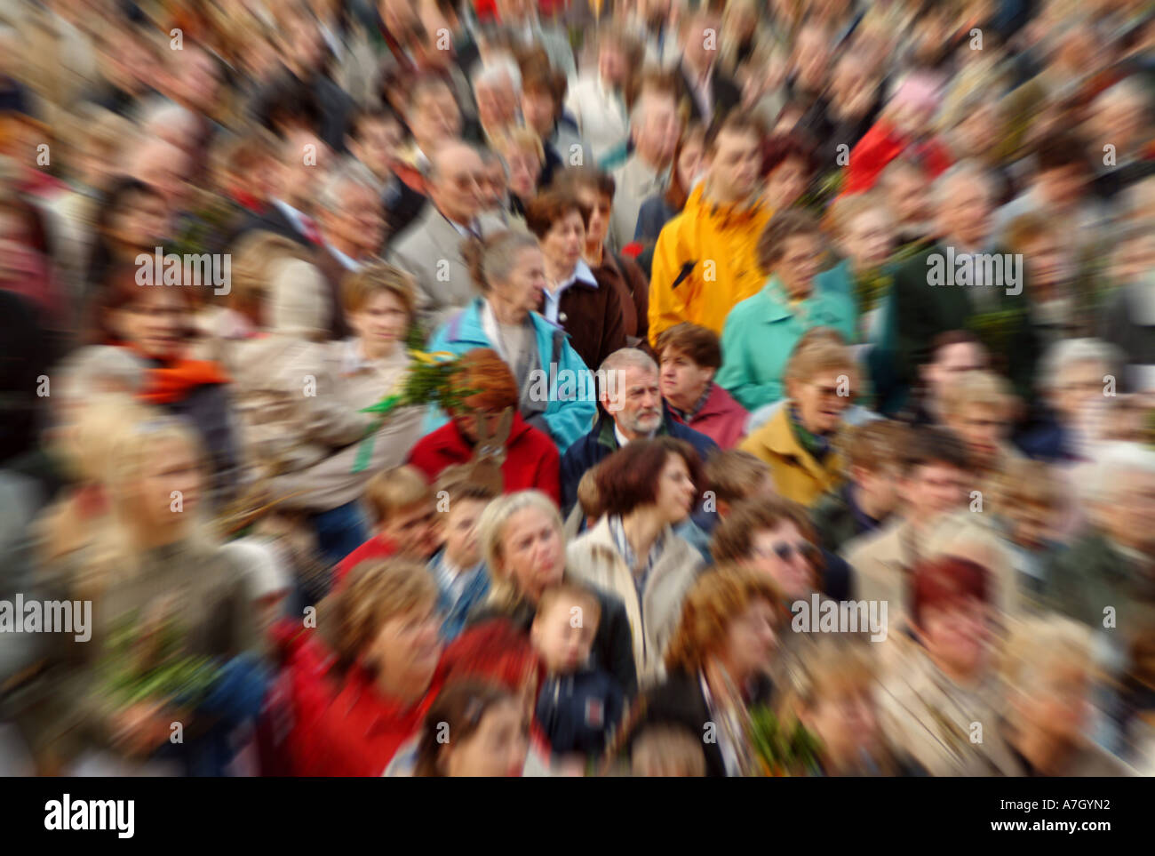 Menschenansammlung hi-res stock photography and images - Alamy