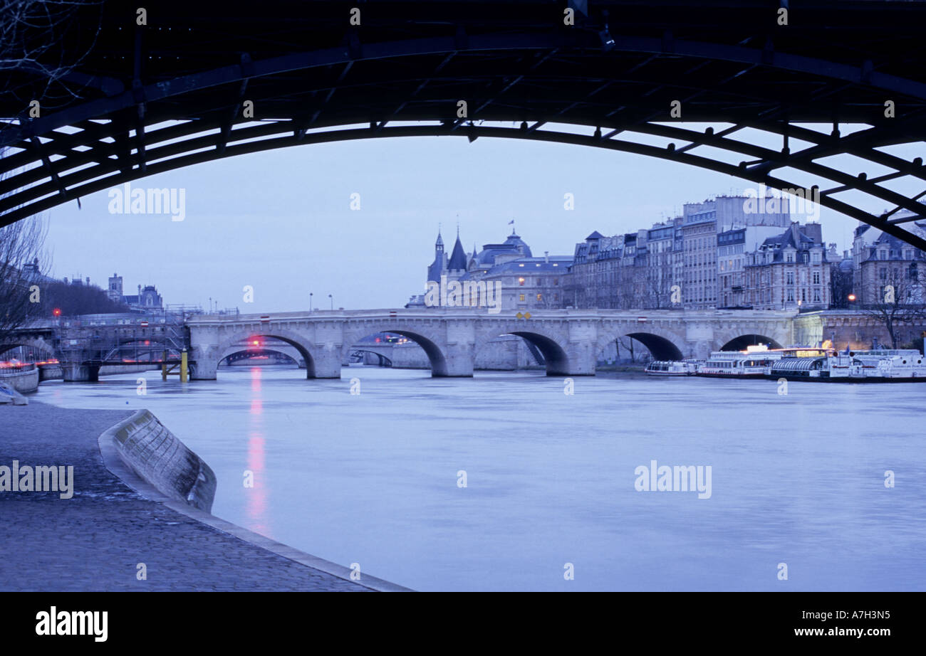 The pont neuf hi-res stock photography and images - Alamy