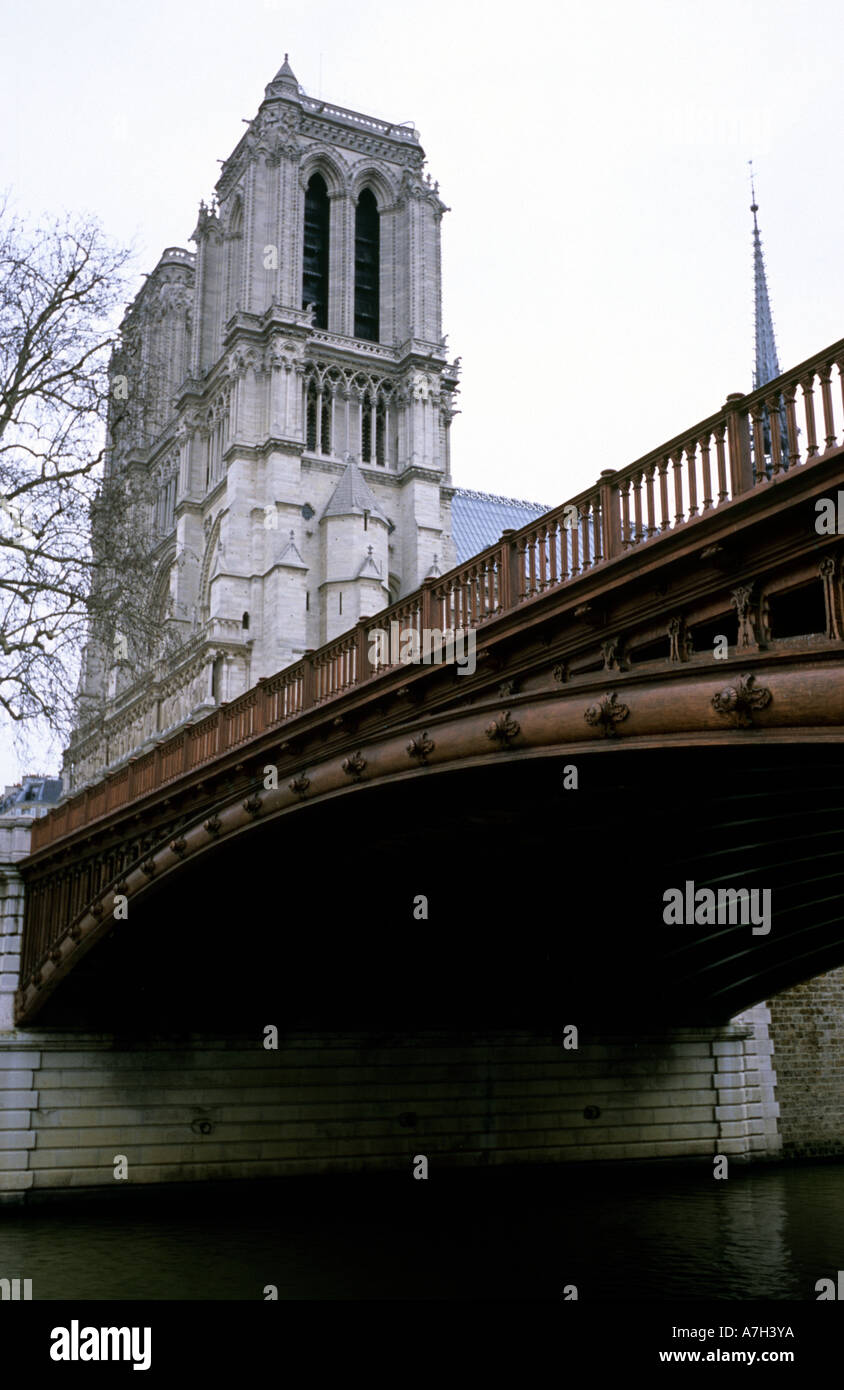 Paris, Notre Dame cathedral from Seine bank bridge Stock Photo - Alamy