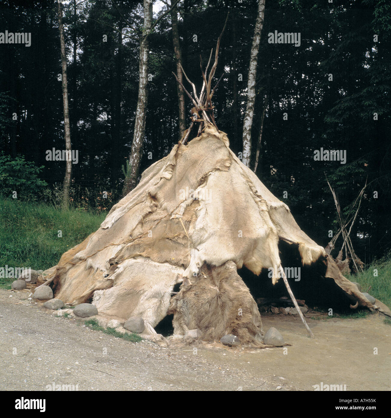 Animal hide tent hi-res stock photography and images - Alamy