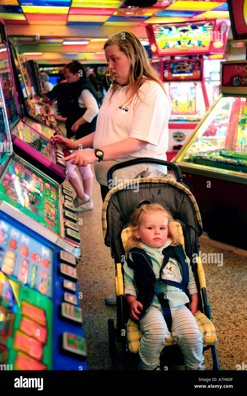Children playing machines hi-res stock photography and images - Alamy