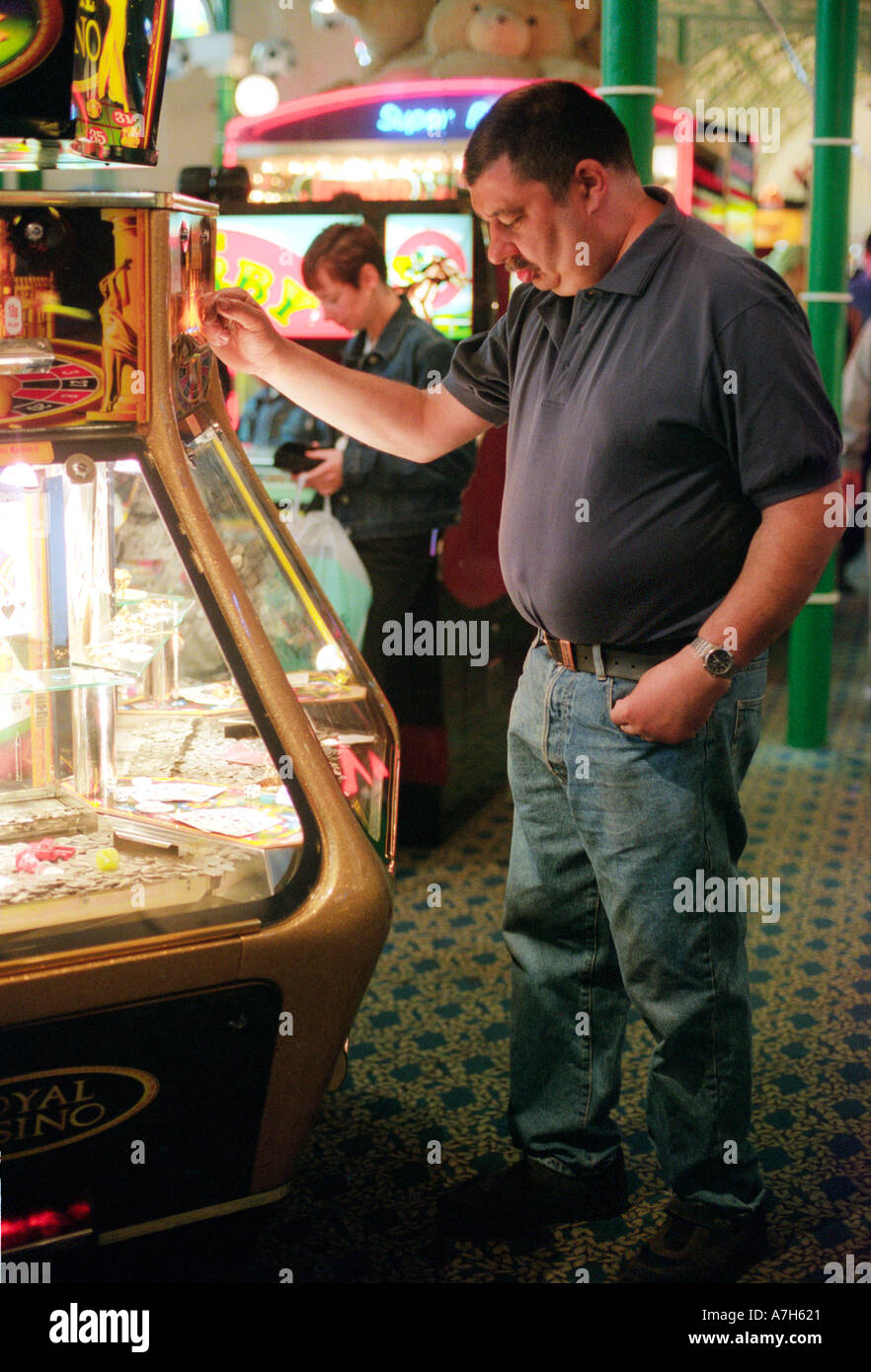 A man in an arcade hi-res stock photography and images - Alamy