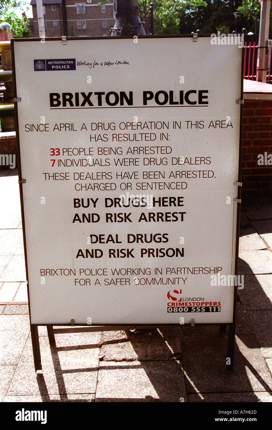 Sign boards hi-res stock photography and images - Alamy