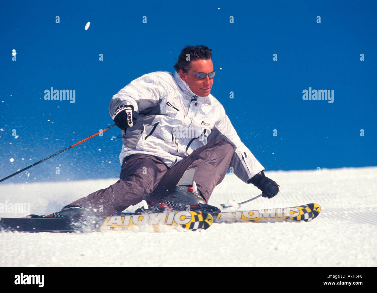 Skianzug hi-res stock photography and images - Alamy