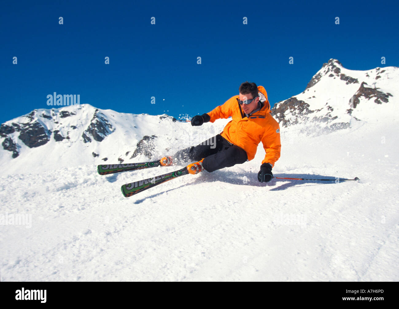 Skianzug hi-res stock photography and images - Alamy