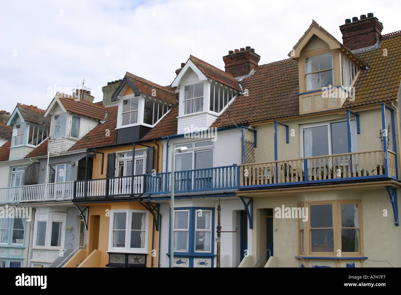 Different colour houses hi-res stock photography and images - Alamy