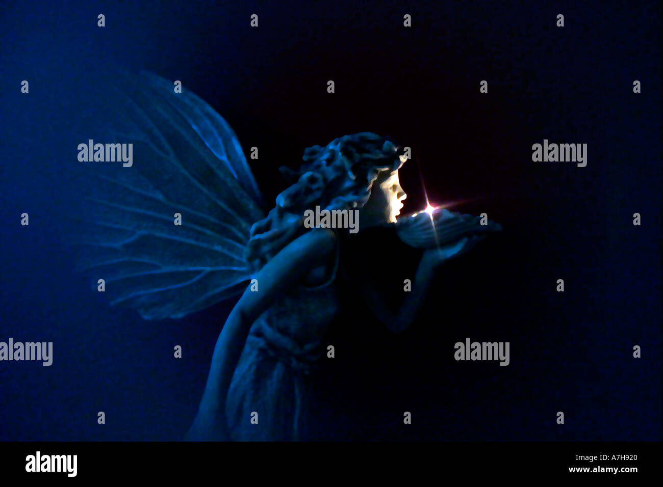 Single story wings hi-res stock photography and images - Alamy