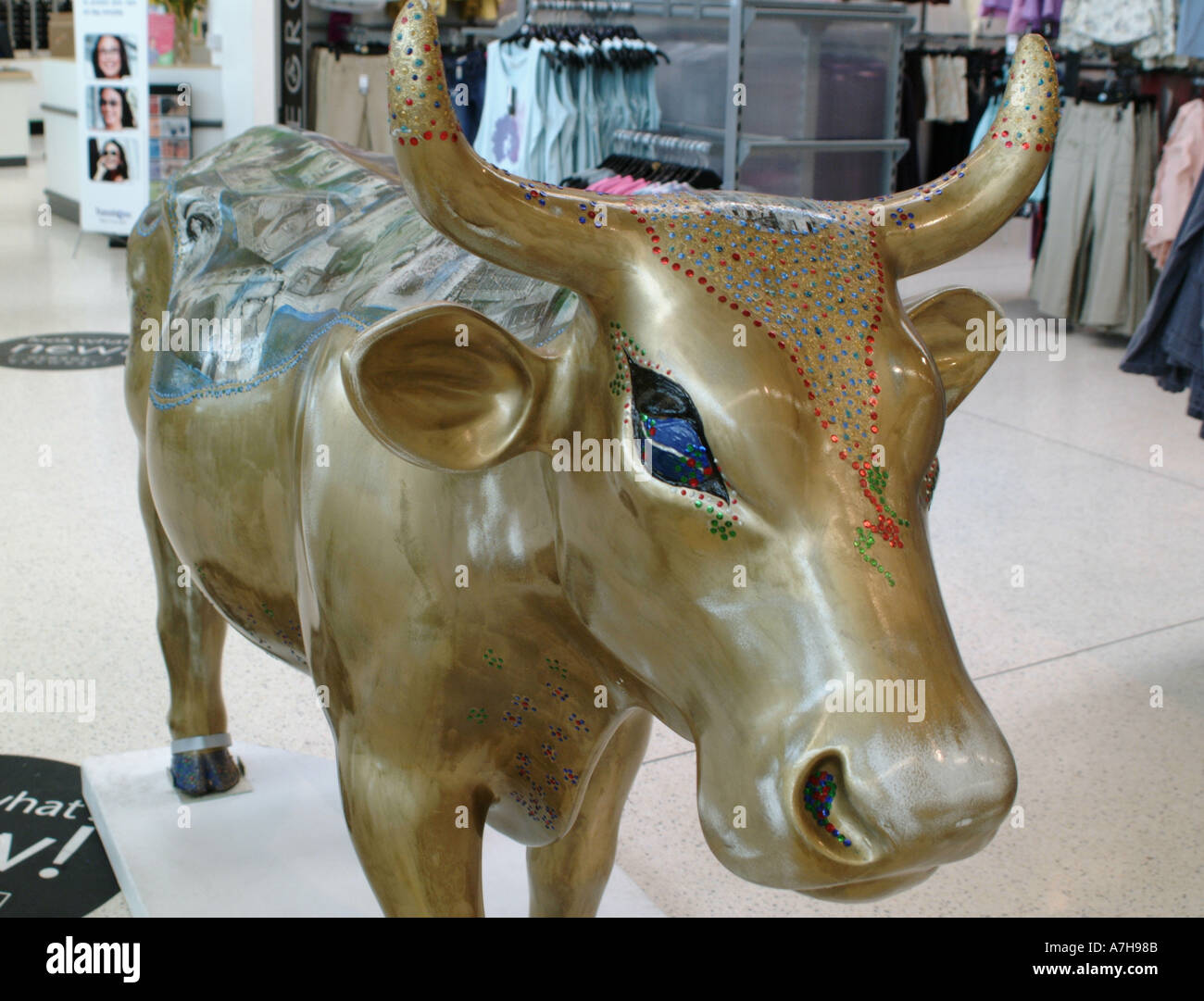 Cow Parade Manchester Stock Photo - Alamy
