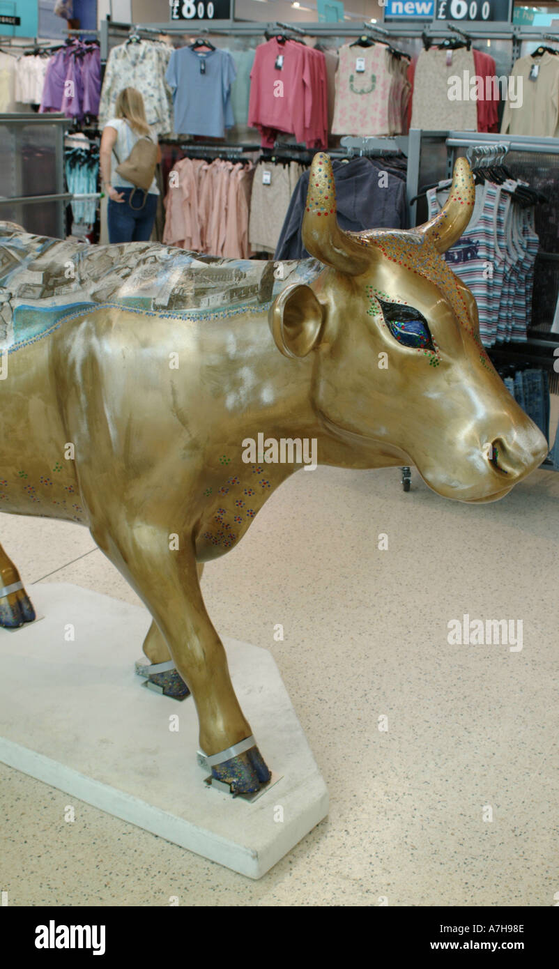 Cow Parade Manchester Stock Photo - Alamy