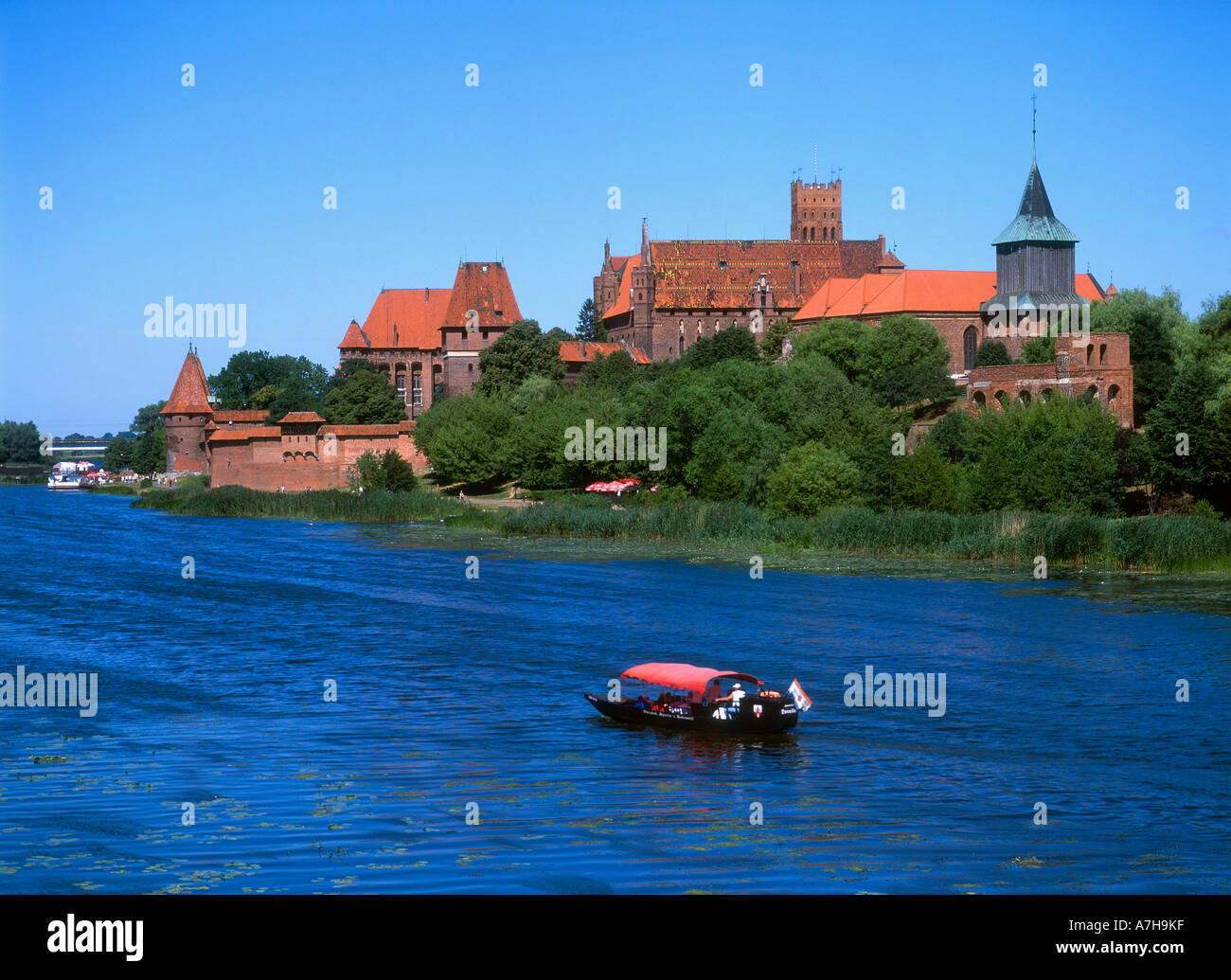 Malbork Castle, Nogat River Stock Photo - Alamy