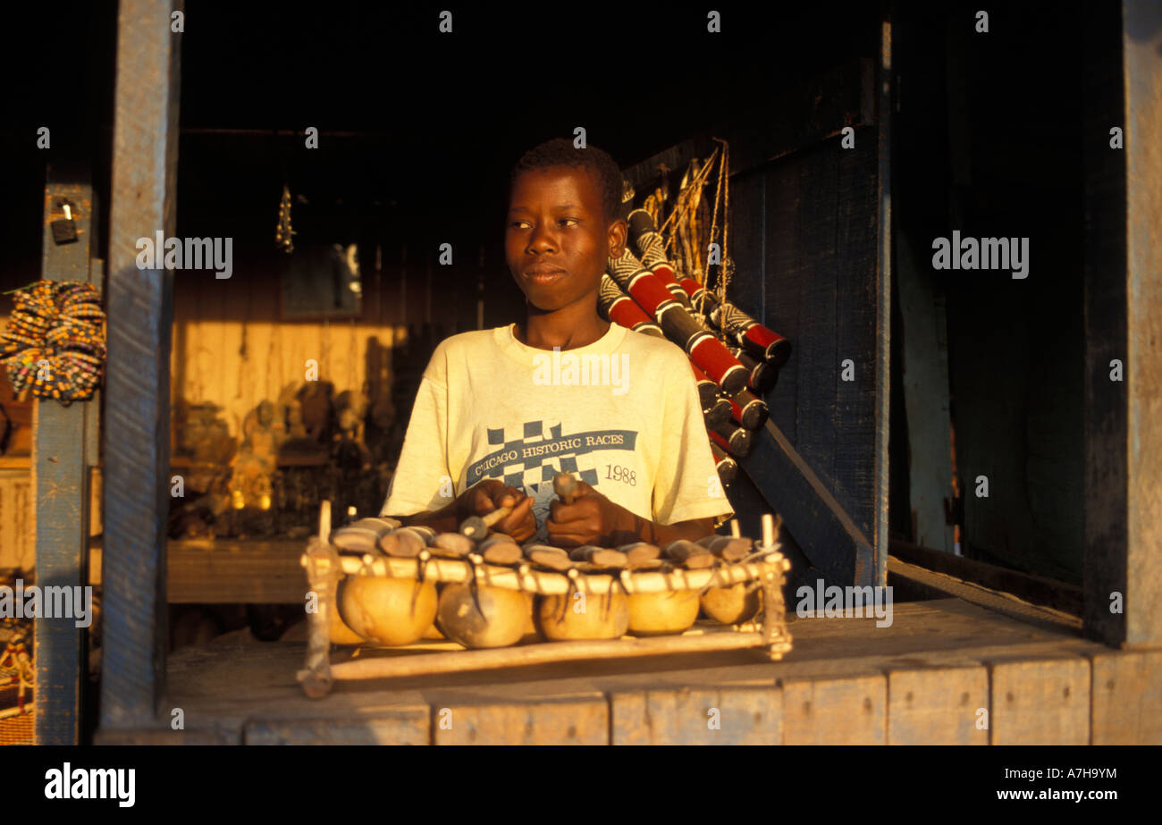 boy playing xylophone, Bolgatanga, Ghana Stock Photo - Alamy boy playing xylophone, Bolgatanga, Ghana Stock Photo - Alamy