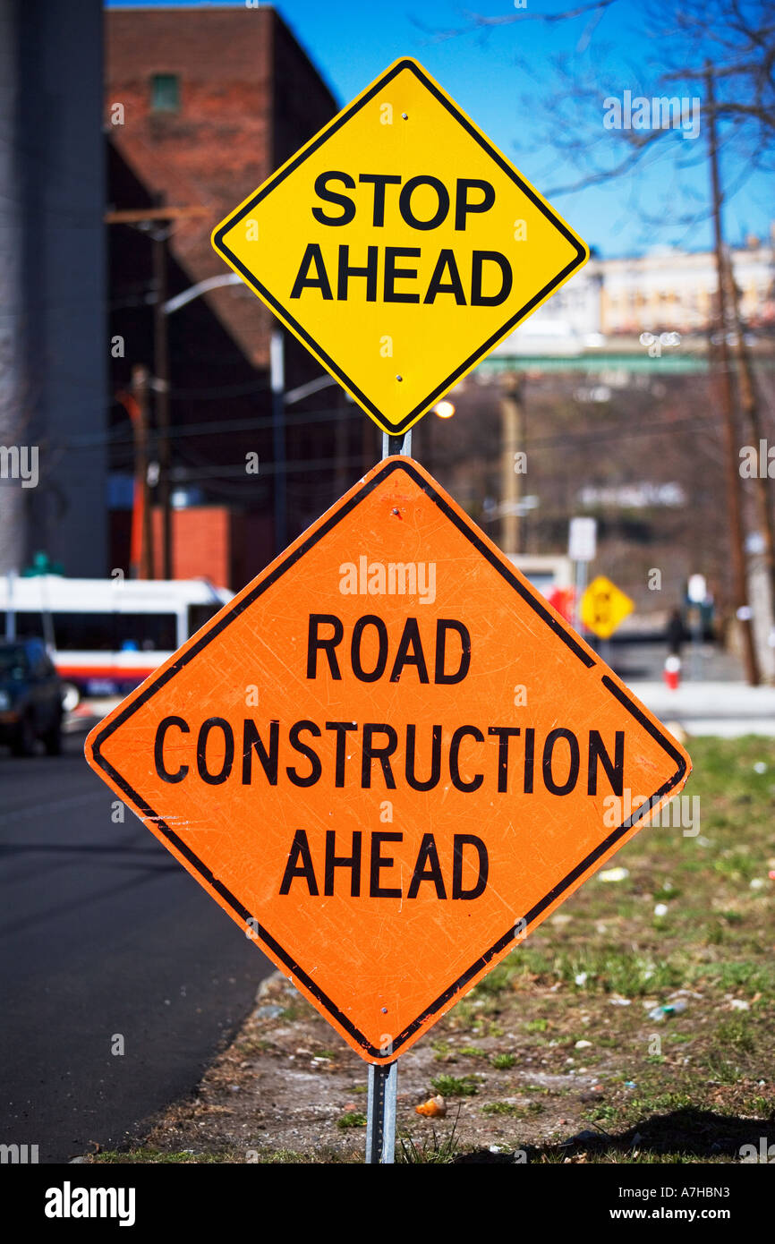 STOP AHEAD SIGN, ROAD CONSTRUCTION Stock Photo - Alamy