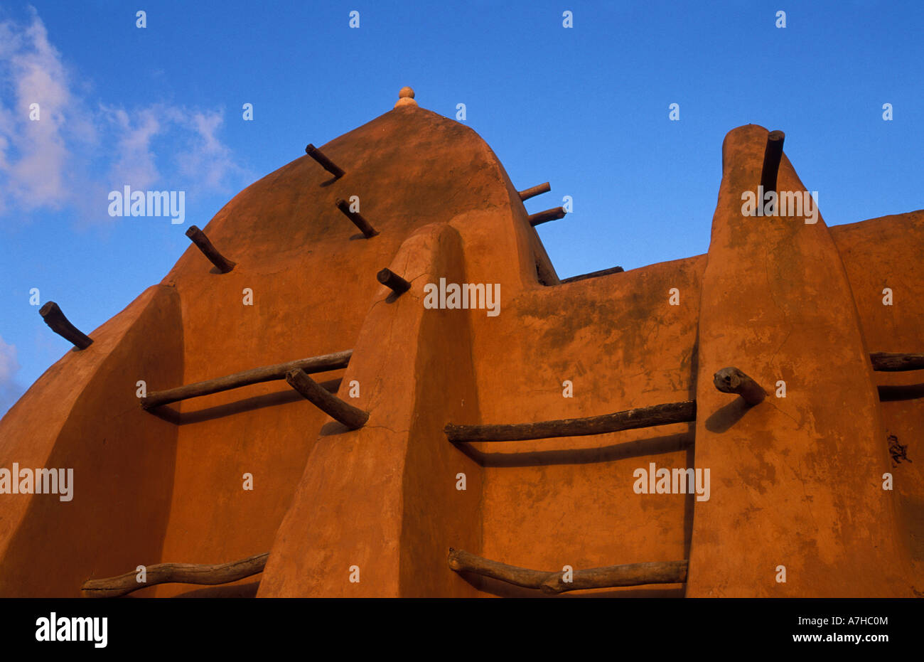 Larabanga mosque is an ancient West Sudanese style mosque, Larabanga ...
