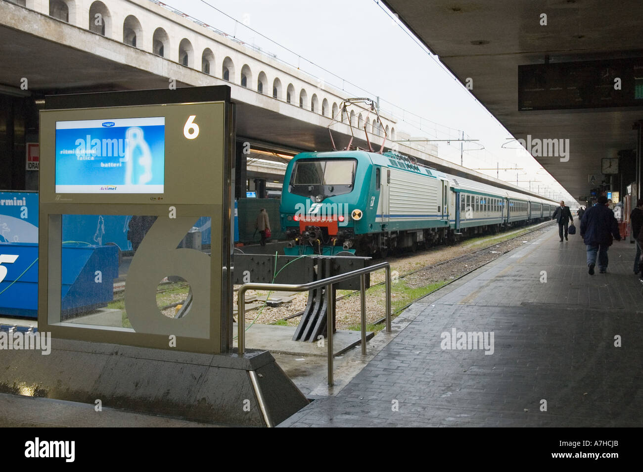Train italia rome hi-res stock photography and images - Alamy
