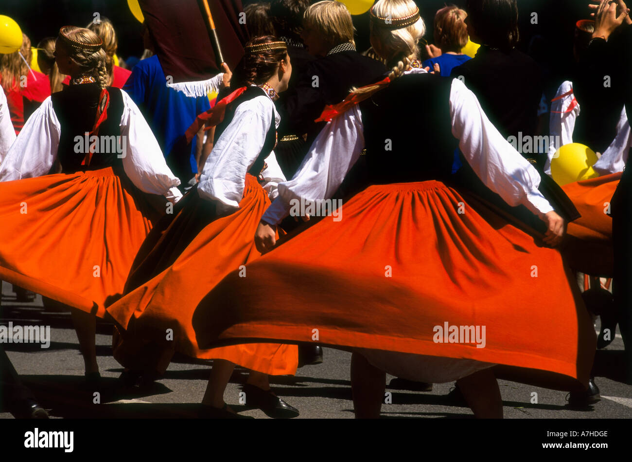 Riga folk dance hi-res stock photography and images - Alamy