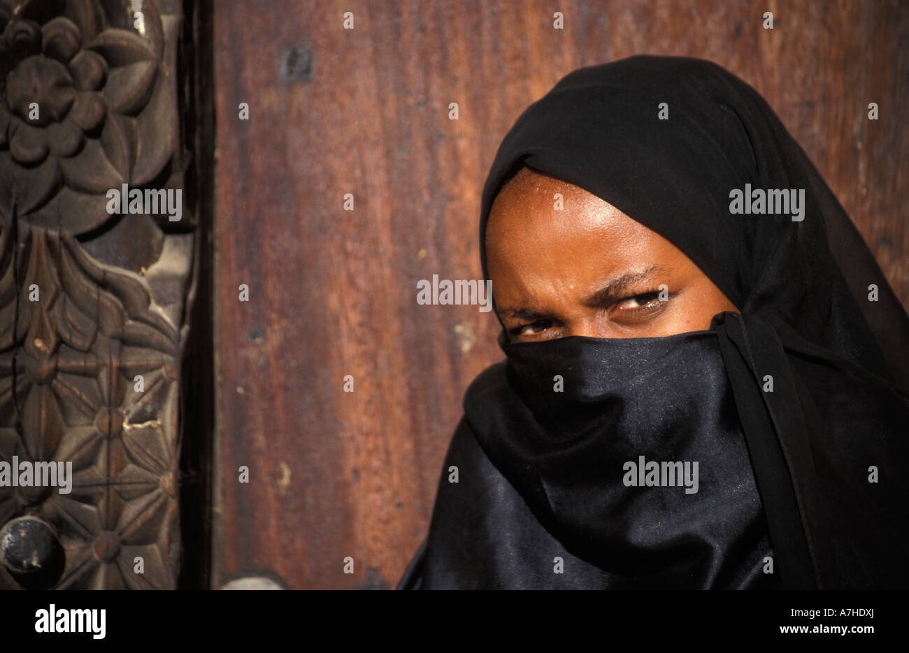 Muslim girl lamu kenya east hi-res stock photography and images - Alamy