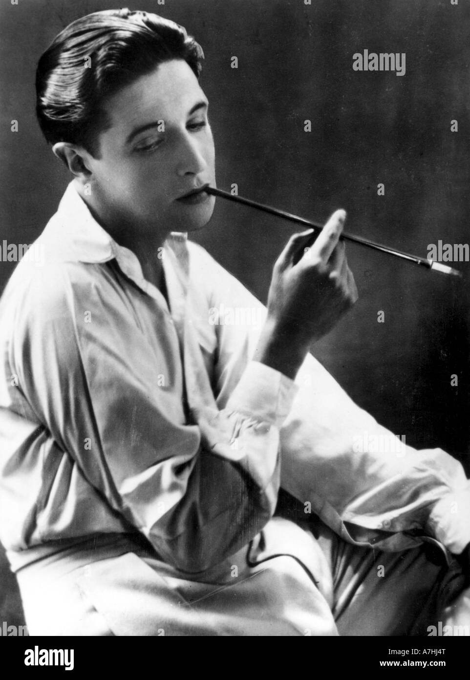 Ivor Novello Welsh Actor Songwriter And Dramatist 1893 To 1951 Stock