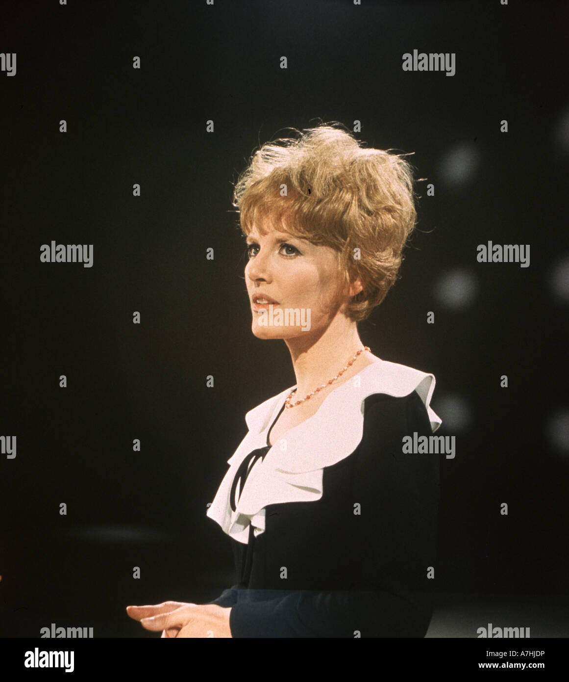 Petula clark hi-res stock photography and images - Alamy