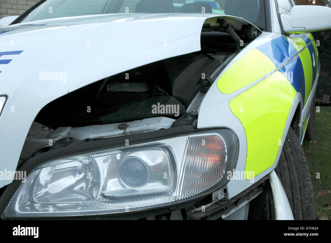Accident damage to a police motor car Stock Photo - Alamy