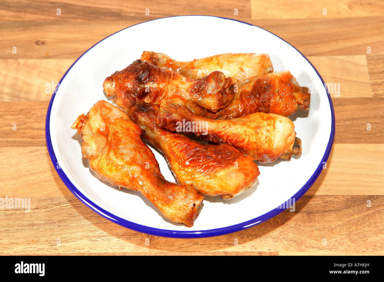 Cooked Chicken Drumsticks Stock Photo - Alamy