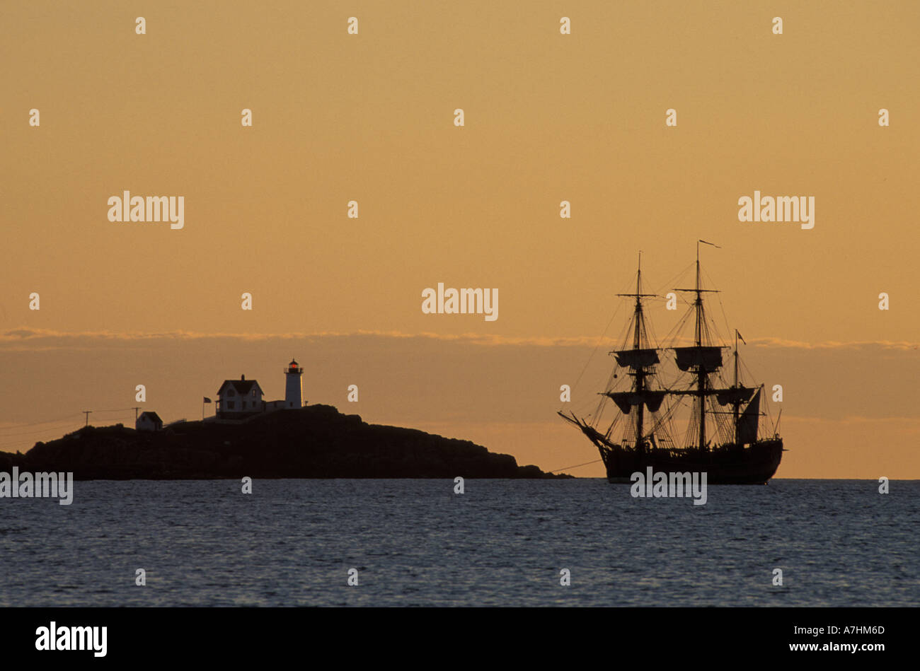 North America, US, ME, Cape Nedick Light and a replica of Captain Cook ...